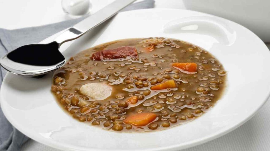 Perchè a Capodanno bisogna mangiare lenticchie? La spiegazione